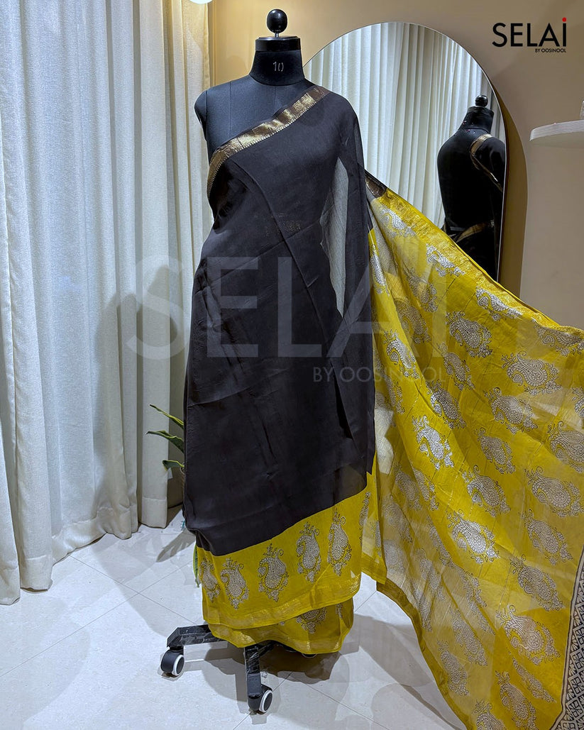 Black Chanderi Cotton Saree with Yellow Border – Oosi Nool